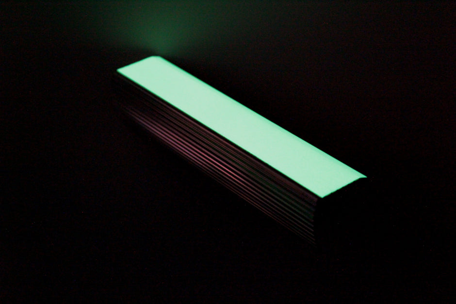 Luminous Egress Path Markings – SVETODESIGN